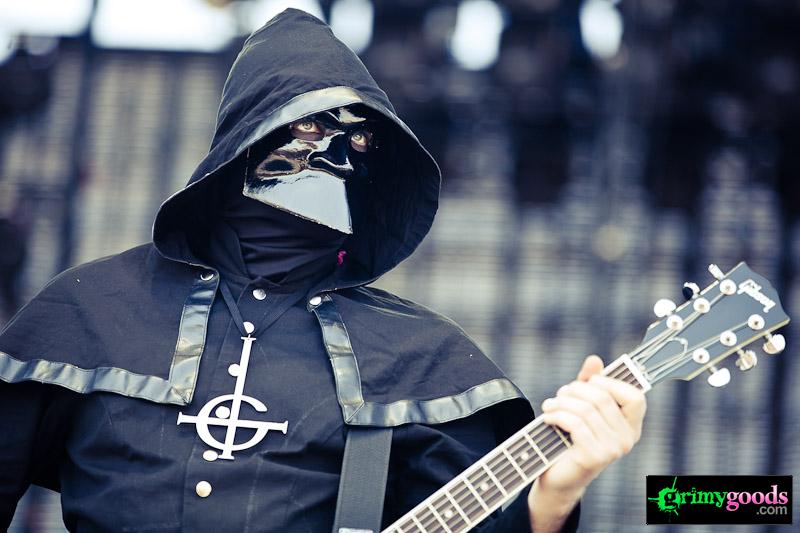 5 of the Best Bands Always Dressed In Costume - Grimy Goods - A Los ...
