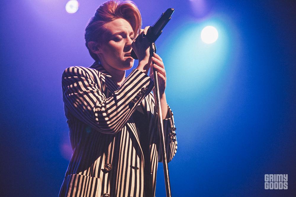 La Roux transforms the Fonda Theatre into an upbeat "Sexotheque ...
