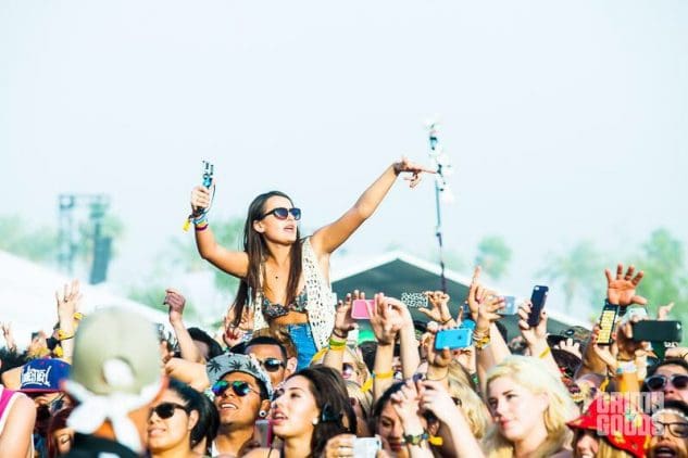 20 Epic Coachella Crowd Photos That Will Get You Ready for Coachella ...