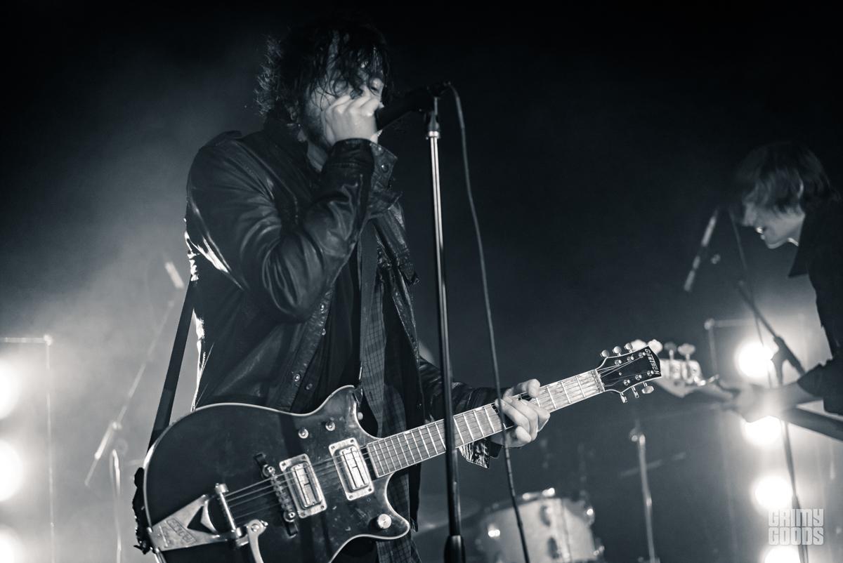 Reignwolf at The Roxy, holding down the throne for one of the best live ...