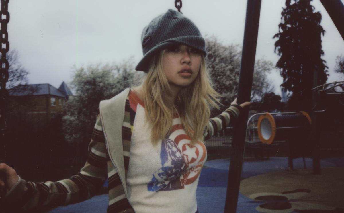beabadoobee brings her guitar-peddling, bedroom pop to the Fonda for ...