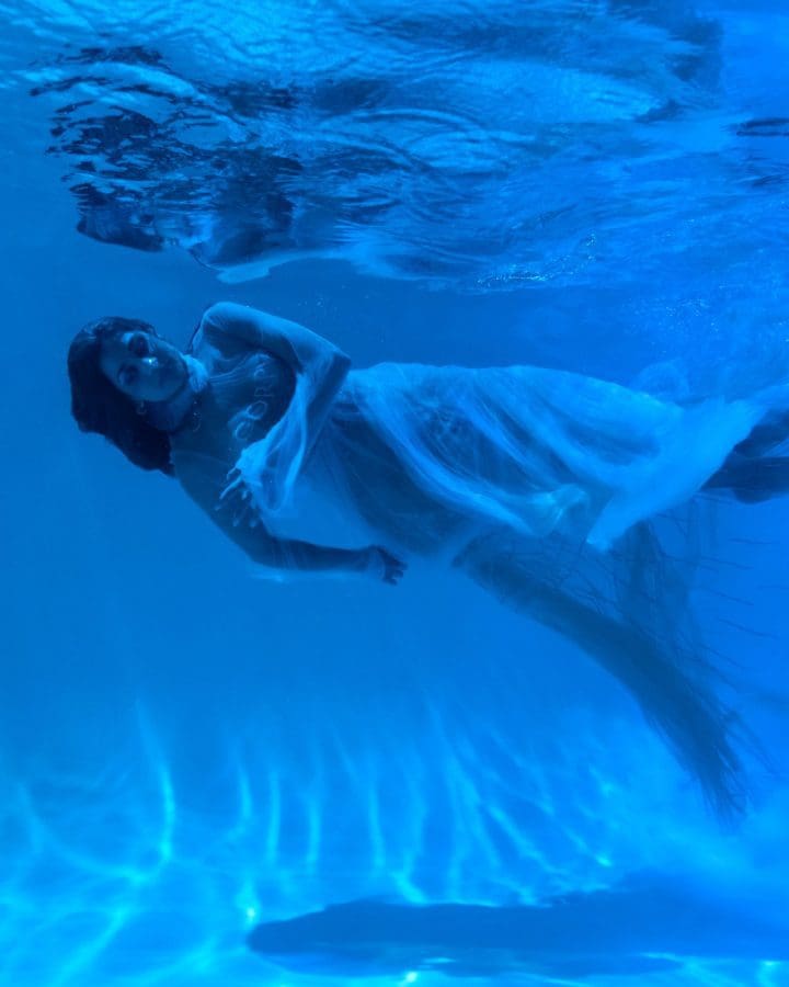 Sumi X Braces for Love's End on Heart-Wrenching New Single "Stay With ...