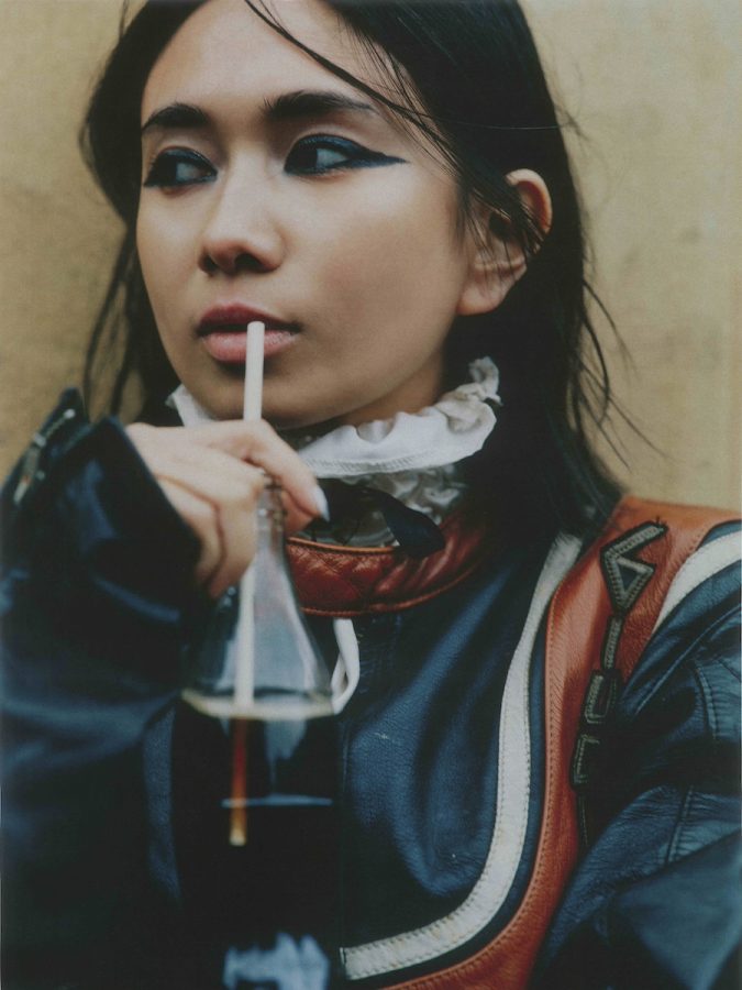 NIKI Launches the Buzz World Tour — Here's How To Get Presale Code ...