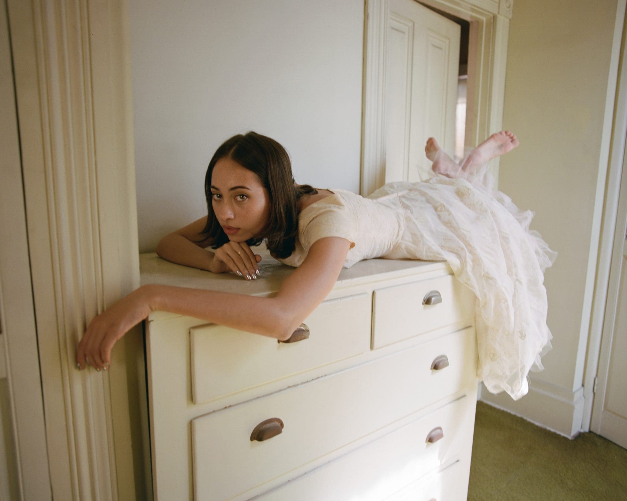 Music Artists You Should Know: Sofía Valdés - Grimy Goods - A Los ...